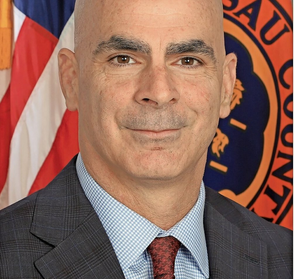 Patrick Mullaney: Yes, all politics is local | Herald Community Newspapers | www.liherald.com